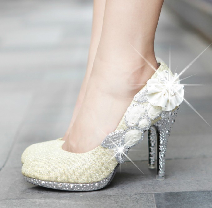 Flower Rhinestone Heels BCBDD on Luulla